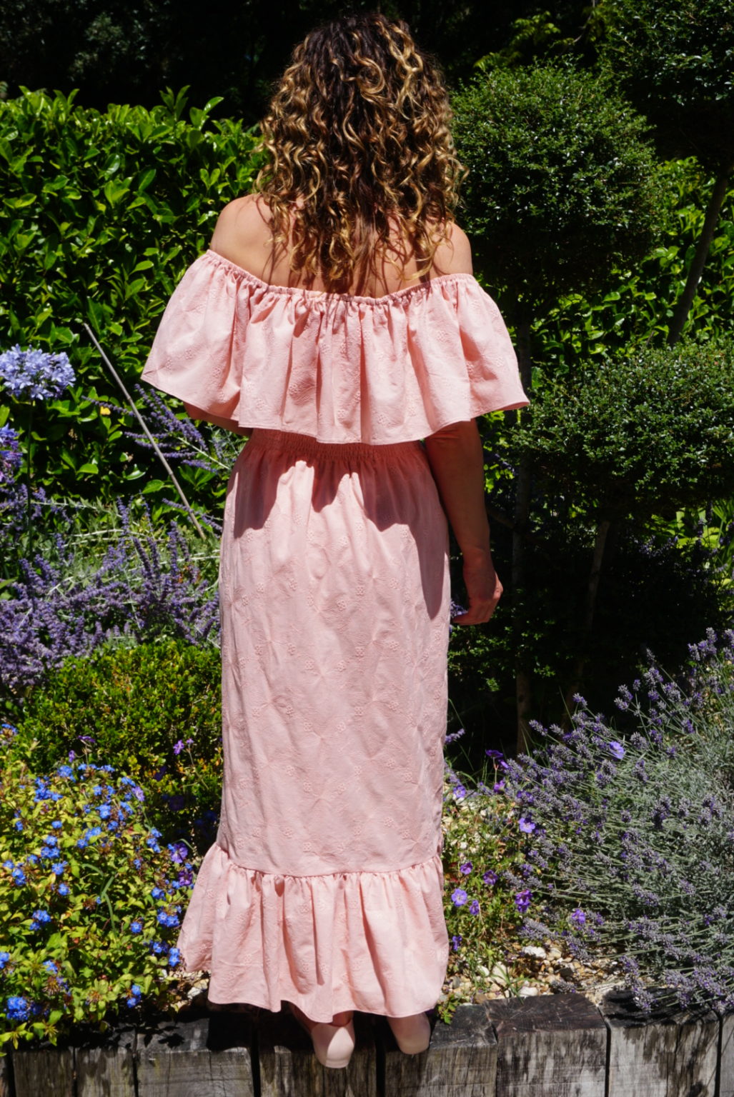 Tutorial: off-the-shoulder ruffle dress - Six Mignons